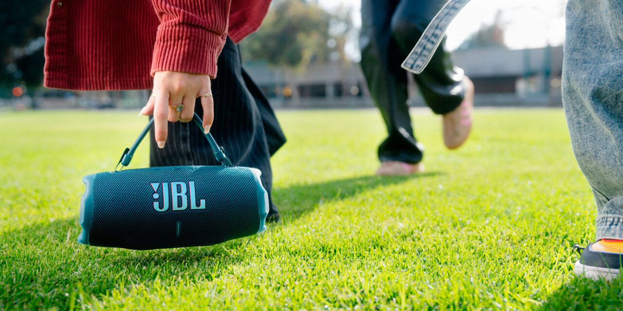 Why Does My Bluetooth Speaker Keep Cutting Out? | AV.com Blog