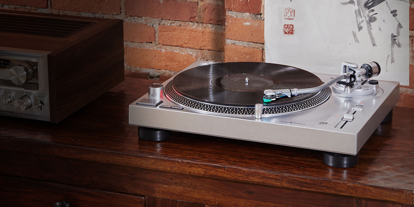 The 7 Best USB Turntables | AV.com Blog